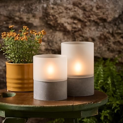 Lights4fun Set of 2 TruGlow LED Solar Candles for Outdoor Candles in ...