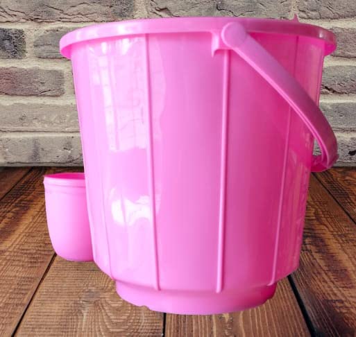 Plastics Bucket 18 Liter with Mug (33x13x33 cm) : Amazon.in: Home & Kitchen