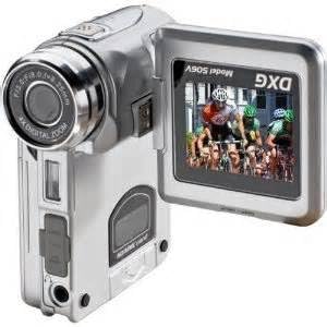 Amazon.com : DXG 565V 5MP DIGITAL VIDEO CAMERA (RED) : Camcorders : Electronics