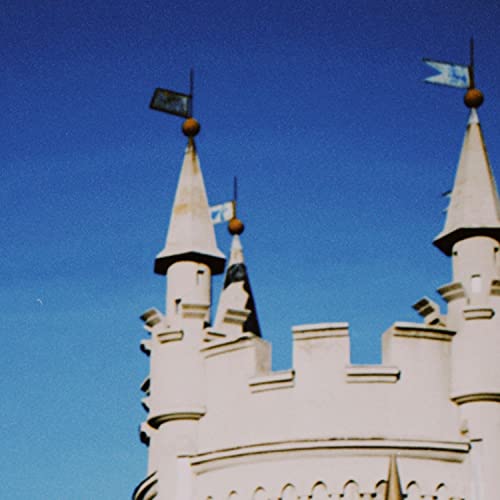 Écouter castle par asheu & yedira sur Amazon Music Unlimited