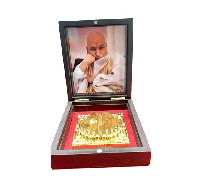 Guru Ji Charan Paduka |Guruji Swaroop |Wooden Gold Plated | Guru Ji ...