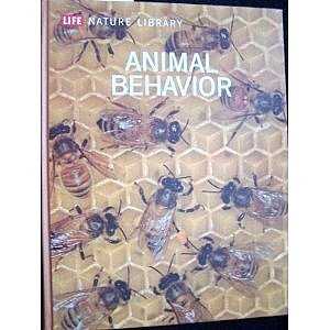 LIFE NATURE LIBRARY - ANIMAL BEHAVIOR: Amazon.co.uk: Books