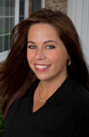 Amazon Linda A Straub Bruce Books Biography Latest Update