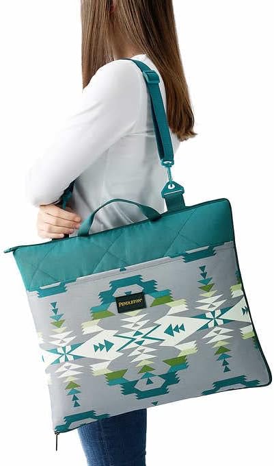 Amazon.com: Pendleton Outdoor Packable Blanket (Avra Valley) : Sports ...