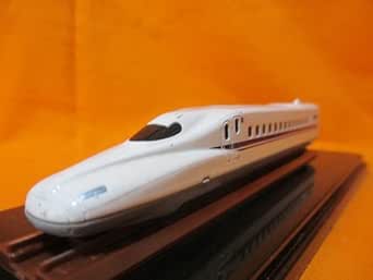 Amazon.co.jp: トレーン Nゲージダイキャスト スケールモデル NO，87 N700系 新幹線 車両のみ : おもちゃ