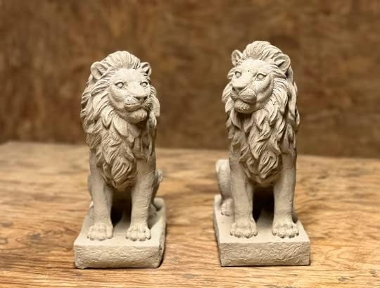 Amazon.com: Concrete Handmade Figurine Massive Sitting Lions Statue ...