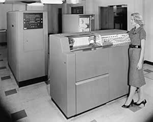 Amazon.com: Technician working on mainframe in computer lab Univac ...