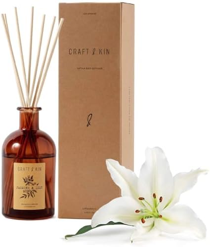 Amazon.com: Craft & Kin Reed Diffuser with Dried Flowers | 5 oz Santal ...