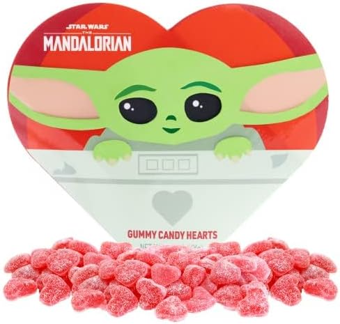 Amazon.com : Mandalorian Grogu Heart Shaped Paper Box with Red Gummy ...