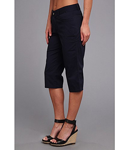 Dockers Women's 5 Pocket Capri Pant, Nightwater, 14 : Amazon.in ...