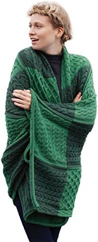 Amazon.com: Aran Woollen Mills Carraig Donn Irish Cable Knit Blanket ...