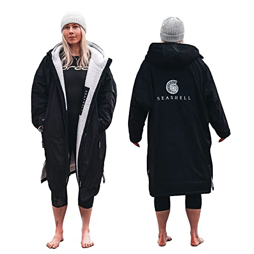 Best Waterproof Changing Robes | Campfire Magazine