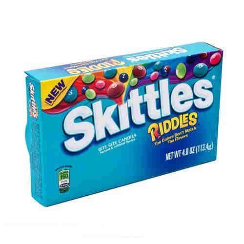 Skittles Riddles Theater Box 4 oz. (Pack of 12) by Skittles : Amazon.de ...