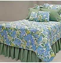 Amazon.com: Hydrangea Comforter Set