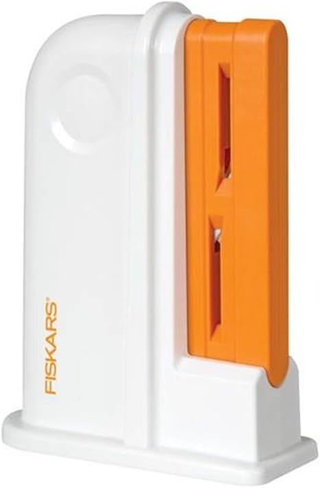 Fiskars 198620 Desktop Universal Scissors Sharpener : Amazon.ca: Office ...