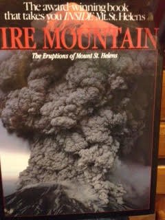 Fire Mountain (the eruptions of Mount St Helens): William Boly: Amazon ...