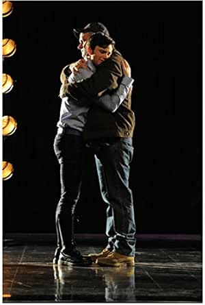 Glee Chris Colfer as Kurt and Mike O'Malley as Burt Hummel hugging ...