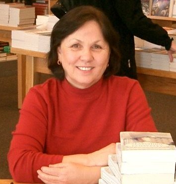 Amazon.com: Mary Lydon Simonsen: books, biography, latest update