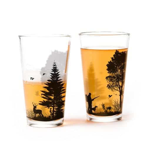 Amazon.com: Hunting Pint Glass Set by Black Lantern – Set of 2 Screen ...