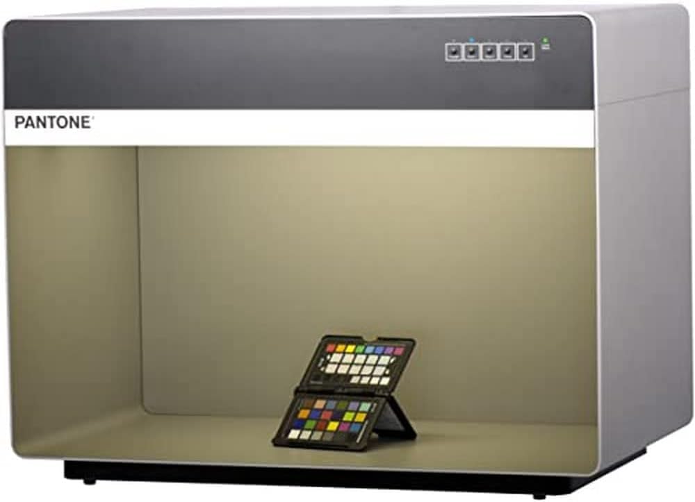 Pantone 5-Light Booth with D50 Fluorescent and Halogen Settings - Color ...