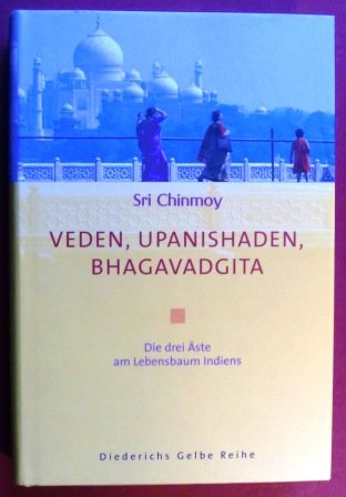 Amazon.com: Veden, Upanishaden, Bhagavadgita: 9783720530040: Sri ...