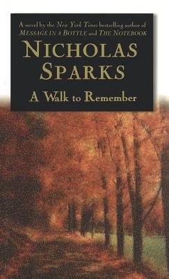 A Walk To Remember: Sparks, Nicholas: 9780375707636: Amazon.com: Books