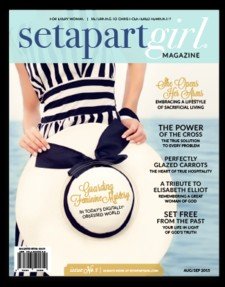 Set Apart Girl Magazine No.2: Leslie Ludy: 9781943592050: Amazon.com: Books