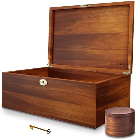 Amazon.com: Blake & Lake Locking Wooden Keepsake and Storage Box for ...