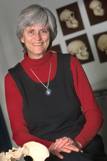 Amazon.com: Wenda Trevathan: books, biography, latest update