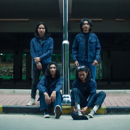 Amazon Music Unlimited - Hashtag Band 『កុំឱ្យគេធ្វើបាបចិត្តស្ងួន ...