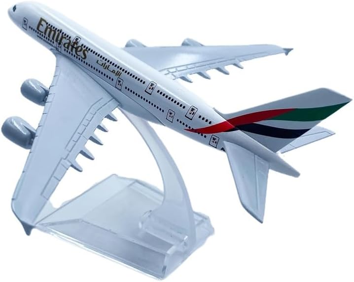 WELLINGSTON Wellington Diecast Fly Emirates A320 Aircraft Model - 16 Cm ...