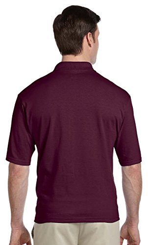 Best Golf Shirts with Pockets (That Look Awesome!)