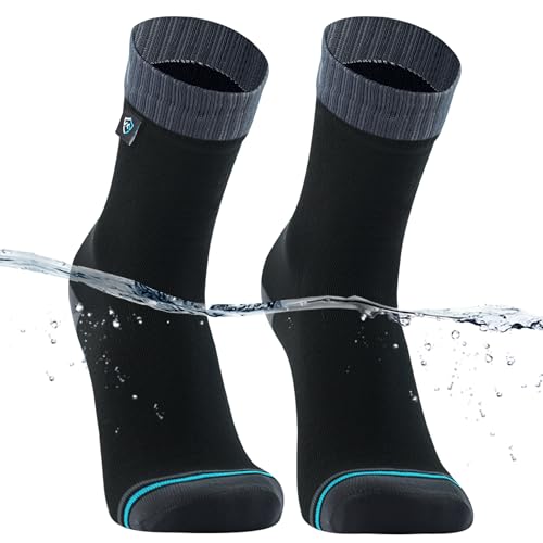 10 Best Waterproof Hiking Socks [2025]