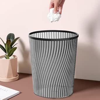 Modern Trash Can, Lightly Threaded Trash Can, Vertical Light ...