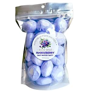Amazon.com : Freeze Dried HUCKLEBERRY Salt Water Taffy Candy - 2 oz bag ...
