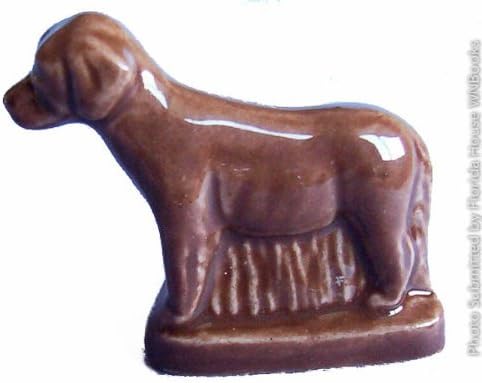 Amazon.com: Labrador - Wade Red Rose Figurines : Home & Kitchen