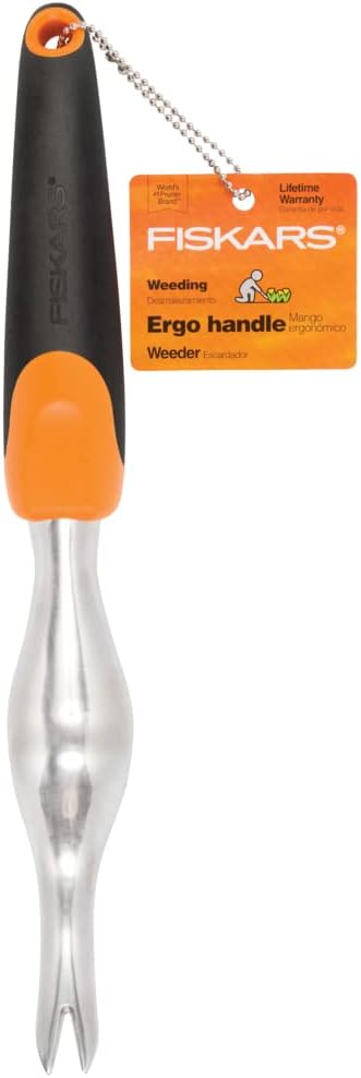Amazon.com : Fiskars Ergo Scratch Tool Garden Weeder : Hand Tillers ...