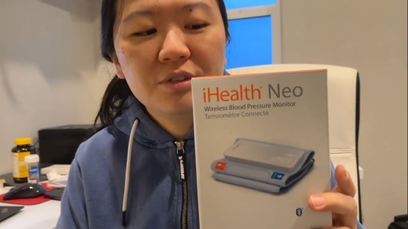 Watch How the iHealth Neo Wireless Blood Pressure Monitor Works? on ...