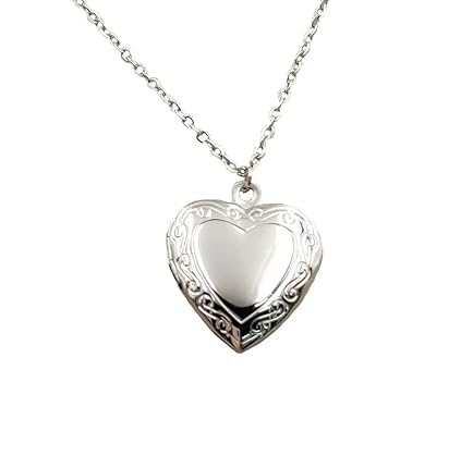The 30 Best Women's Silver Locket Necklaces of 2024 [Verified] - Cherry ...