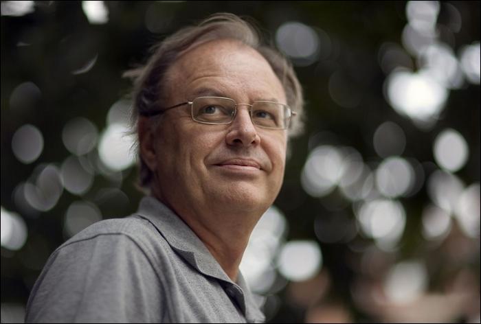 Amazon.com: John Farrow: books, biography, latest update