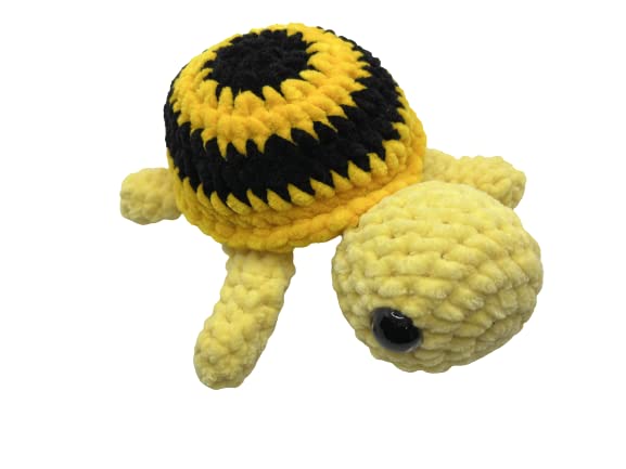 Amazon.com: Baby Turtle Tiana chocheted plushie 7"x5" approx. (Bee ...