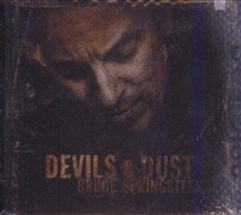 Devils & Dust - : Amazon.de: Musik-CDs & Vinyl