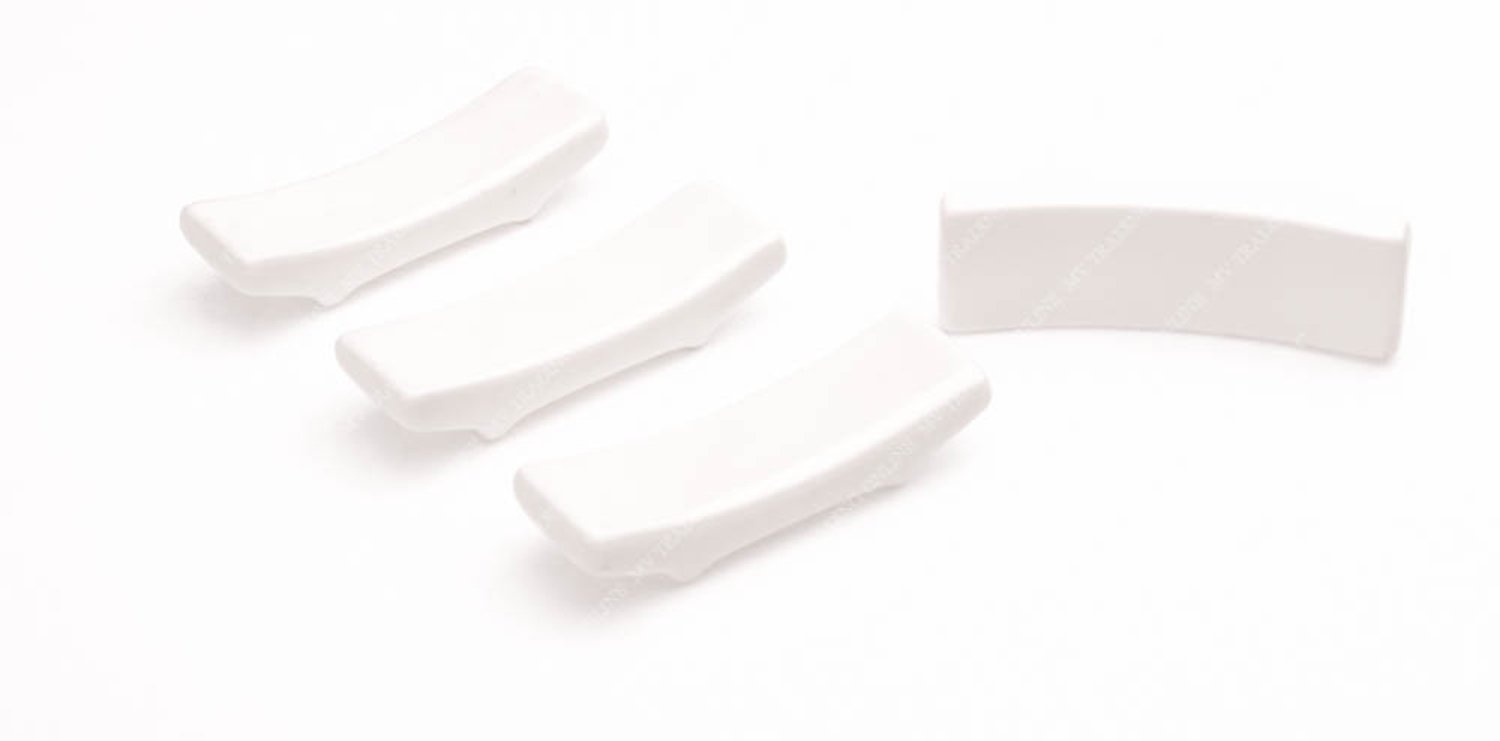 Amazon.com: White Porcelain Chopsticks Rest with Curve Designs, Set of ...