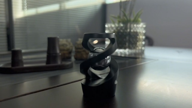 Watch Kinetic Desk Toys on Amazon Live