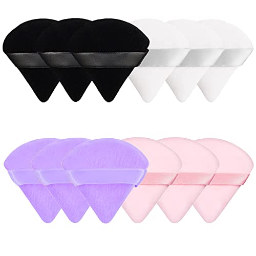 What is the difference between a powder puff and a makeup sponge?