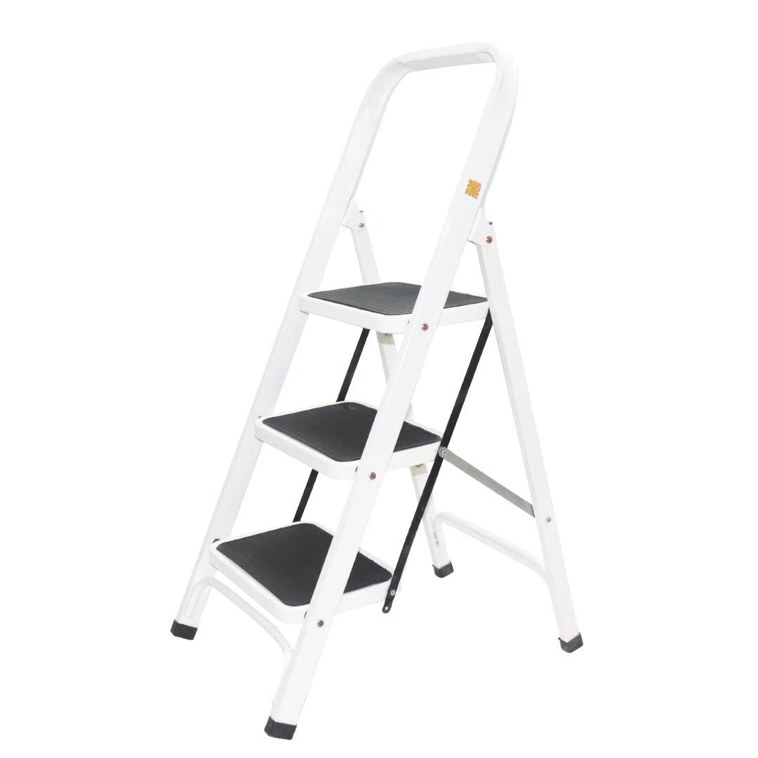 MuswannaA Hail Metal Royal Folding Step Ladder With 3 Steps-White&Black ...