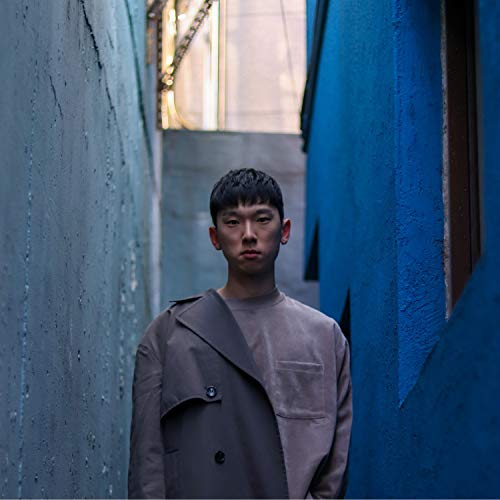 Play 위로 by Yahong on Amazon Music