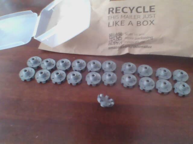 Amazon.com : Softspikes Shadow Cleat Large Plastic Thread (22 Count ...