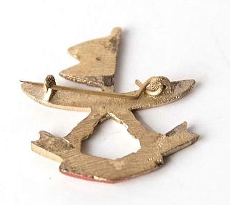 Amazon.com: Lapel pin Nepali Khukuri cross Nepal national flag for coat ...