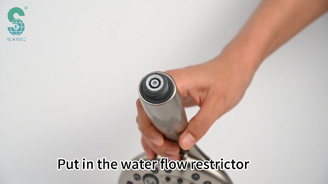 How to install and remove the water flow restrictor?